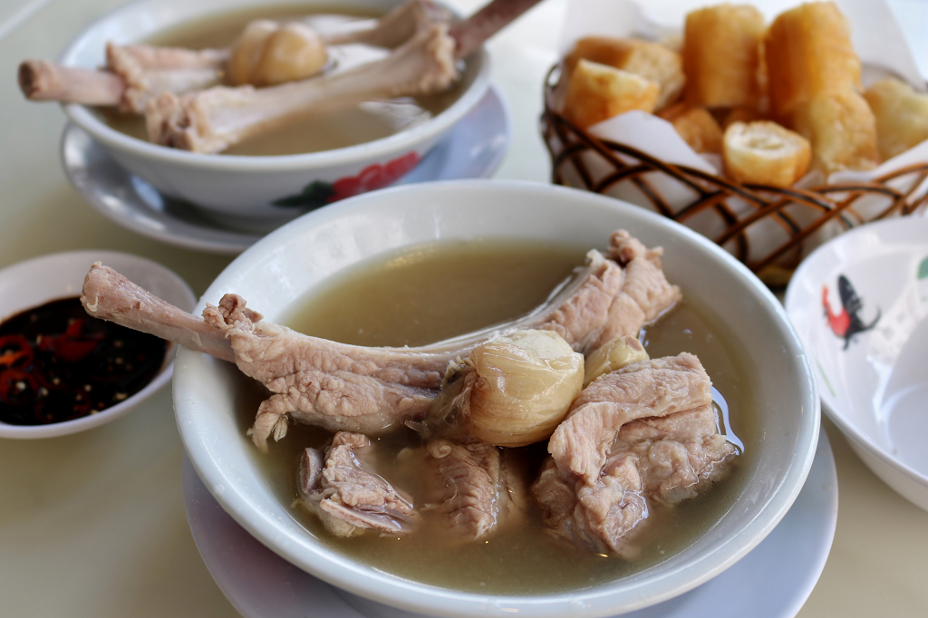 新加坡｜發傳人肉骨茶 新加坡美食推薦 - 奇奇一起玩樂趣